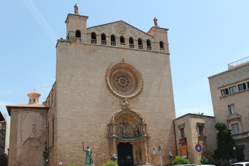 What to See in Palma de Mallorca Old Town - Routes and Trips